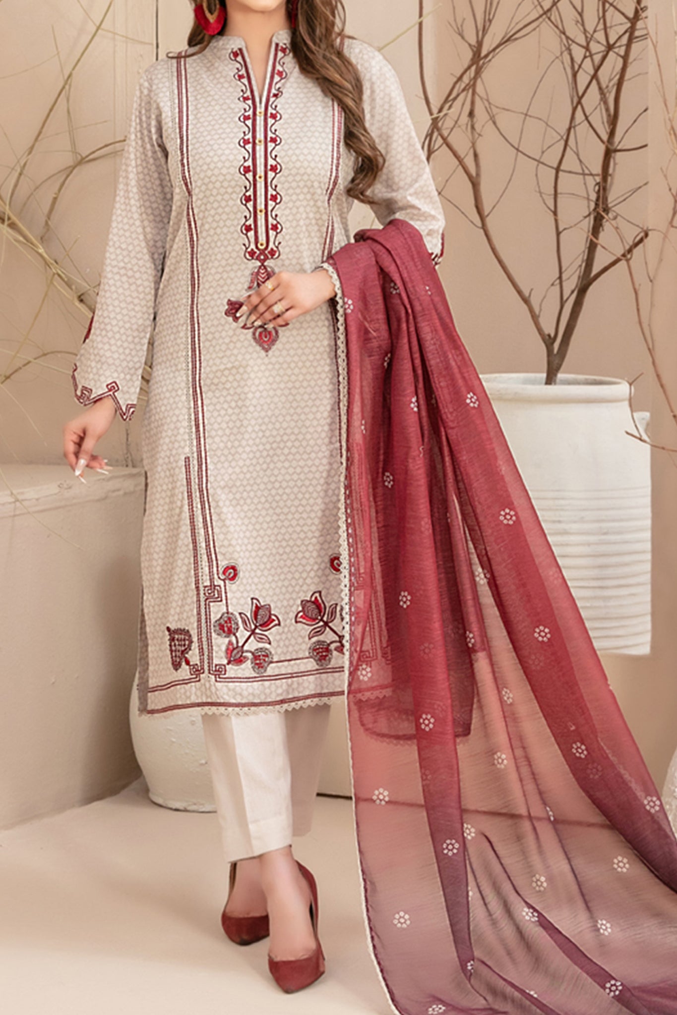 Mahlaa By Tawakkal Stitched 3 Piece Emb Lawn Vol-02 Collection'2024-D ...