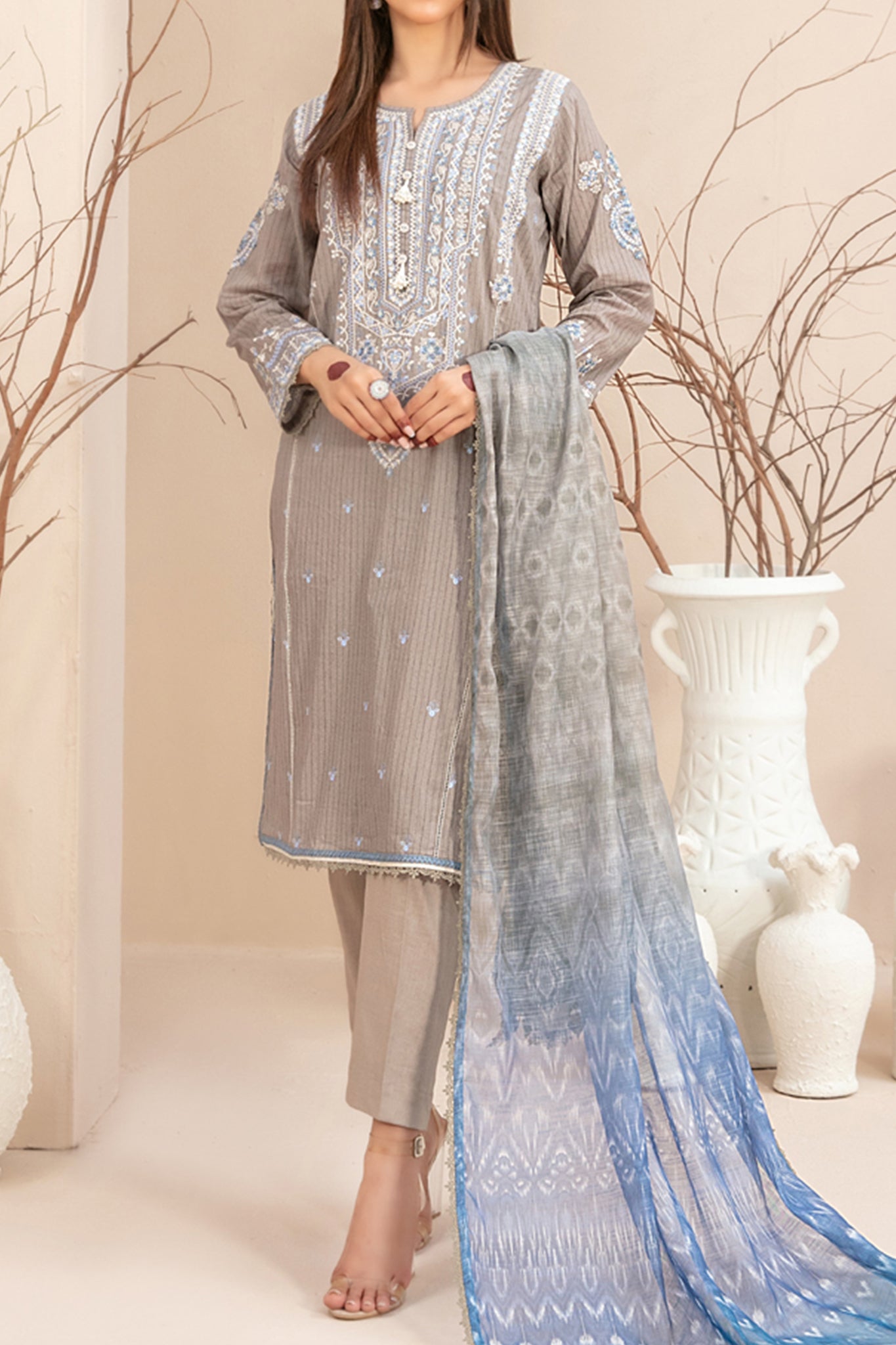 Mahlaa By Tawakkal Stitched 3 Piece Emb Lawn Vol-02 Collection'2024-D ...
