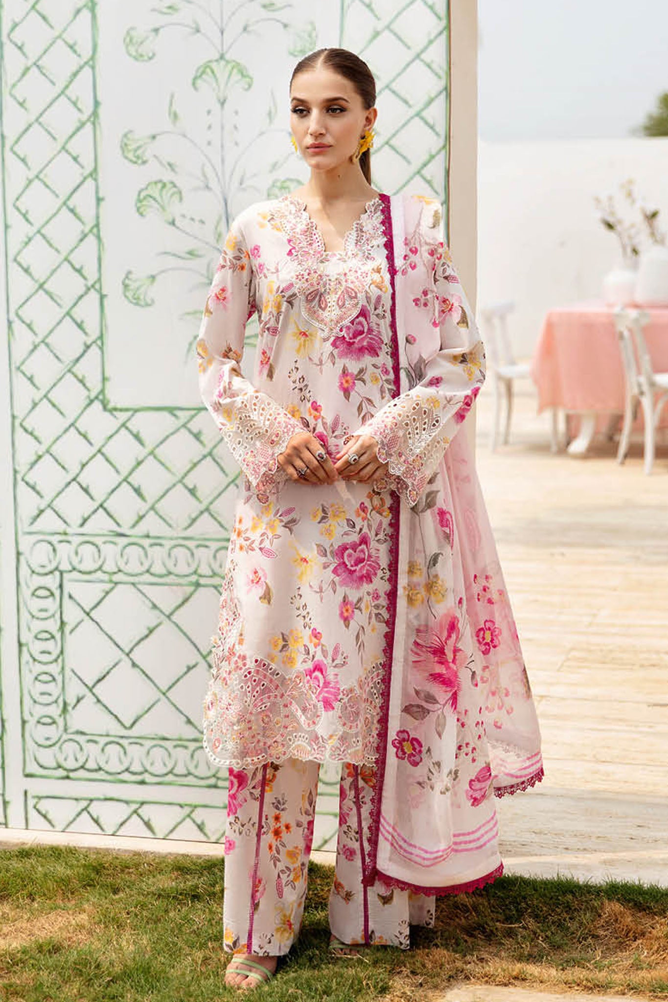 Rangrez By Ramsha Unstitched 3 Piece Luxury Lawn Vol-06 Collection-N-6 – Shomi Official