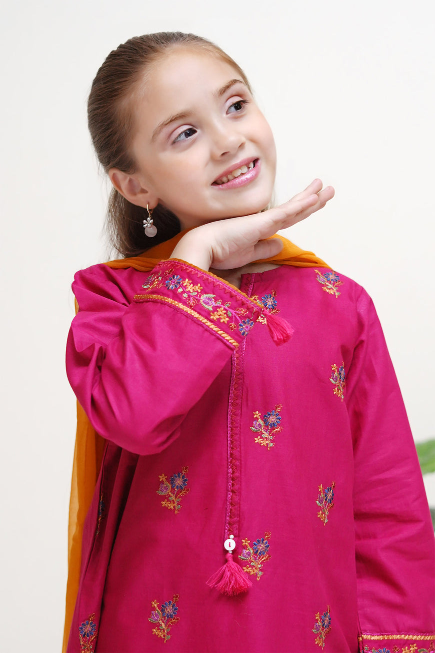Kids Latest 2024 Trending Fashion: Online in Pakistan – Shomi Fabrics ...